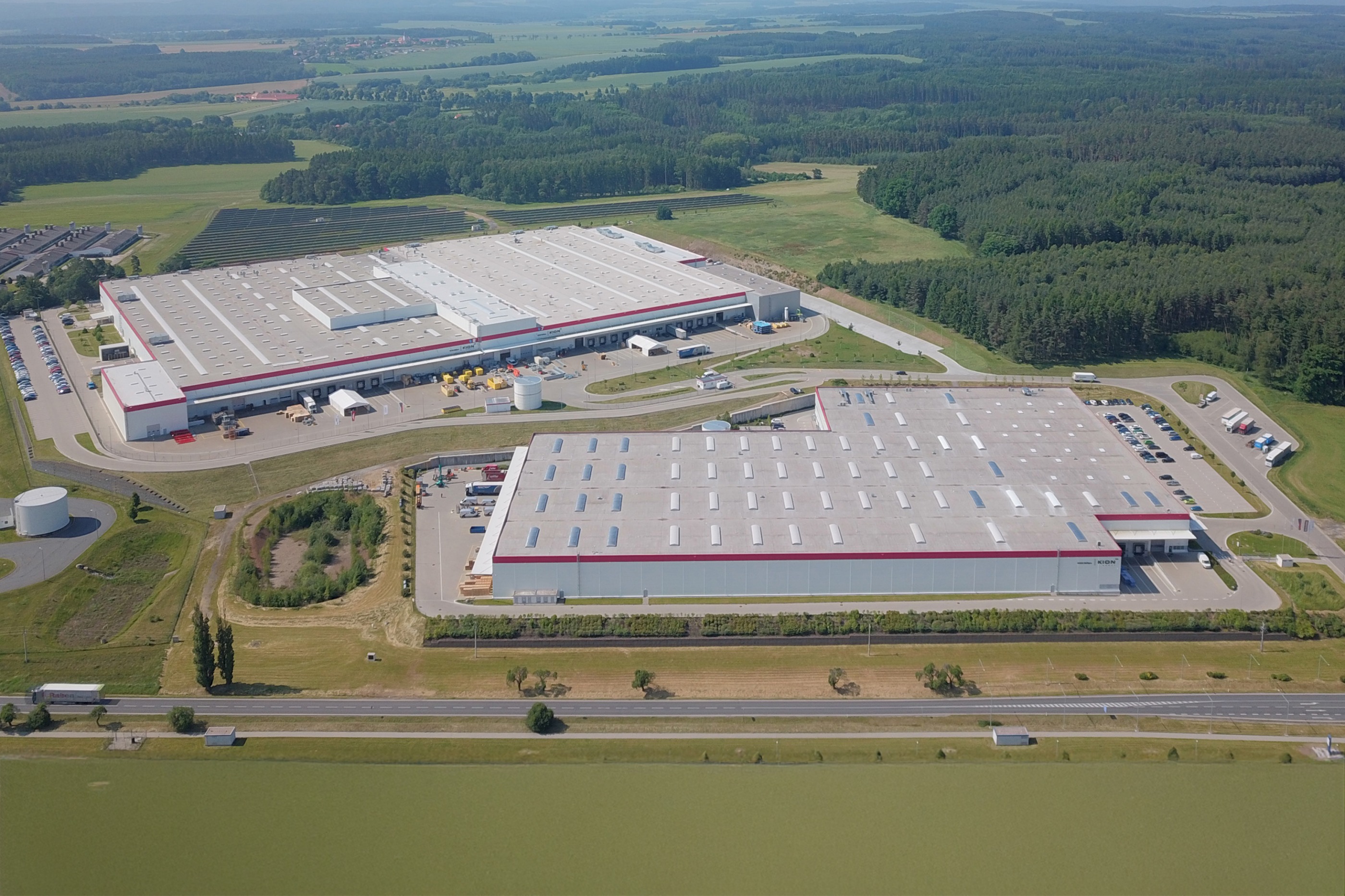 KION Group celebrates 10 years of the Stříbro plant | KION GROUP AG