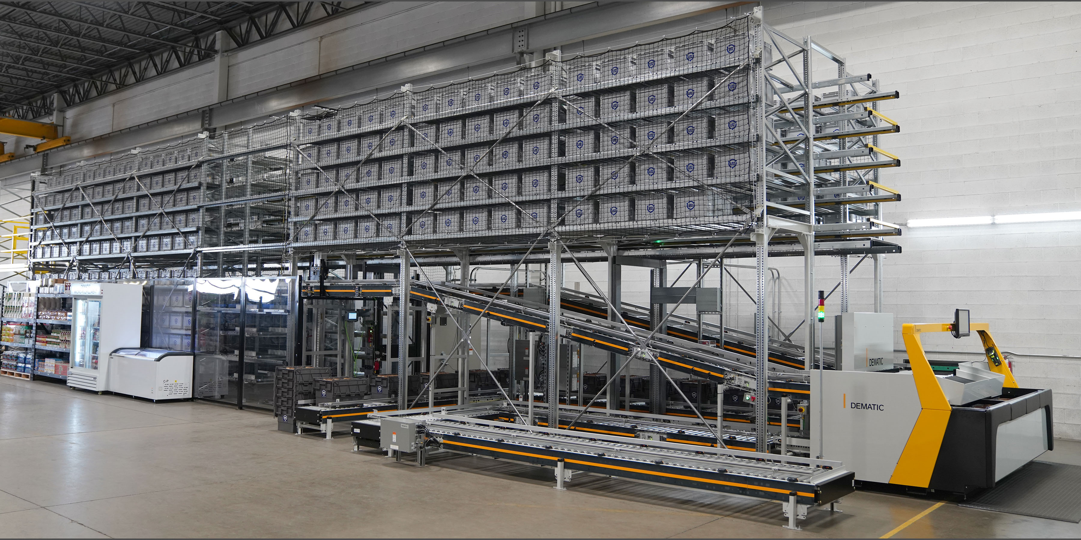 "Lights-out Warehouse" - Robotics in warehouses | KION GROUP AG | KION ...