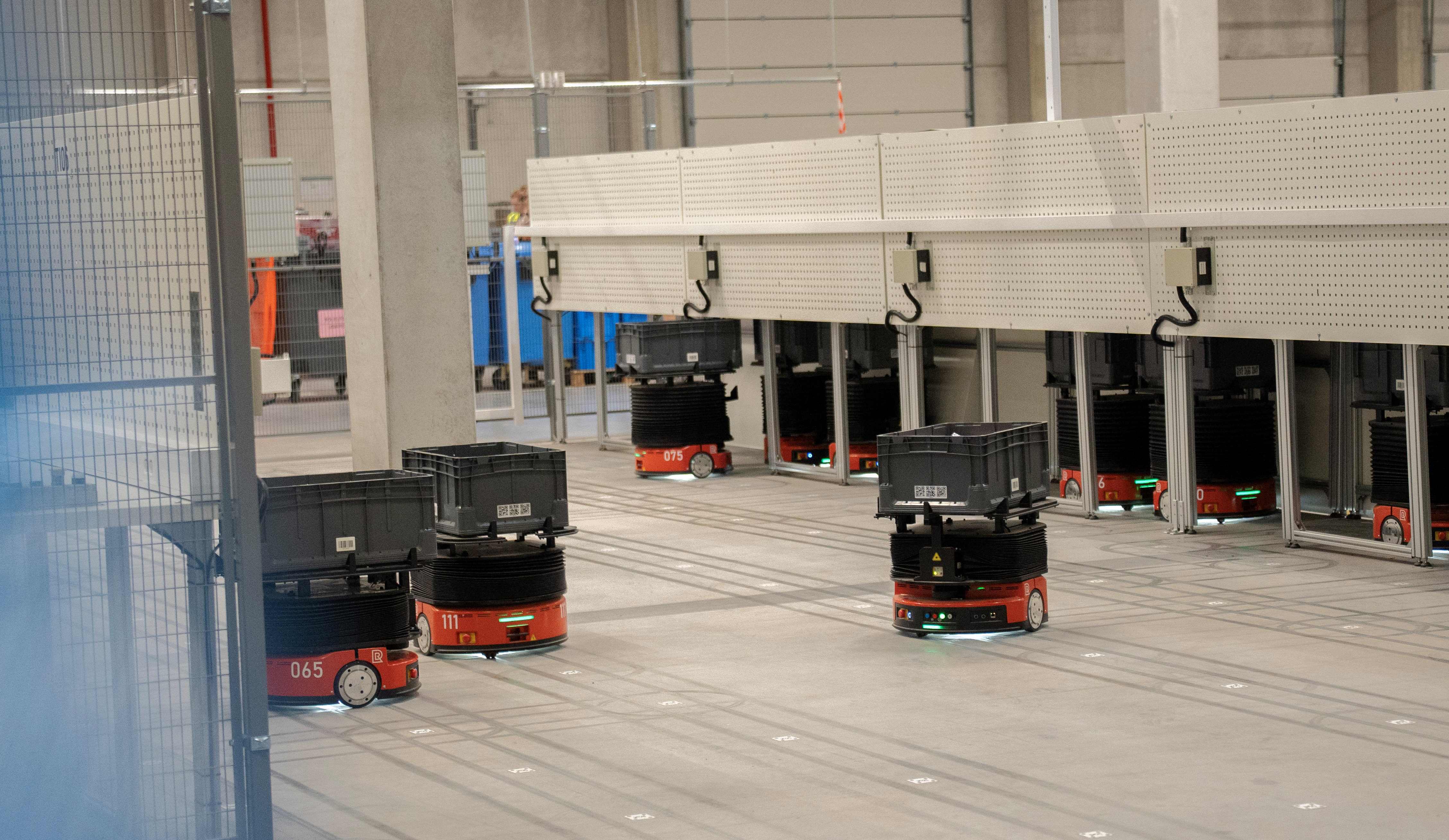 Dematic project at Radial | KION GROUP AG