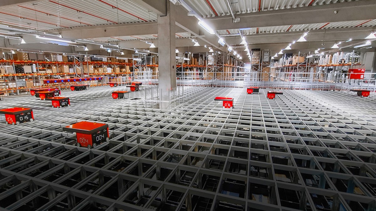 Warehouse automation from Dematic at Siemens | KION GROUP AG | KION ...