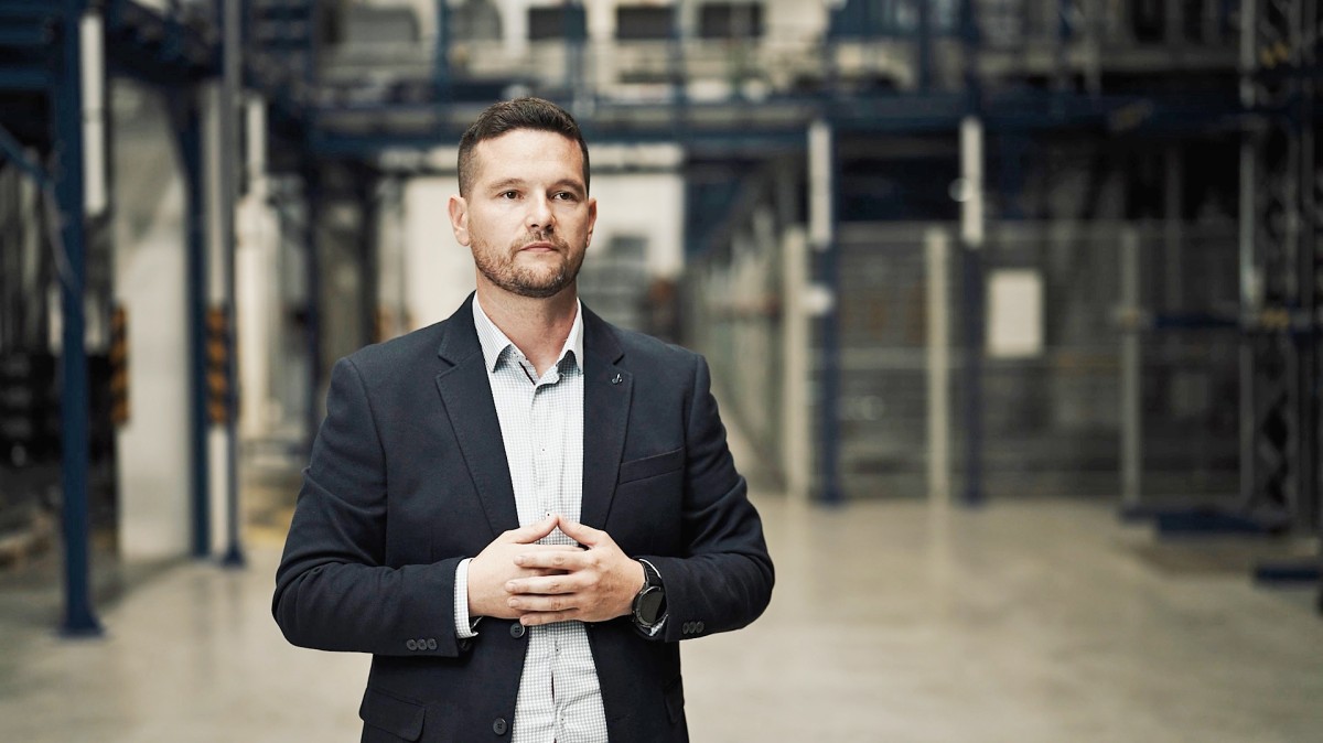 STILL and Dematic automate at ZKW | KION GROUP AG