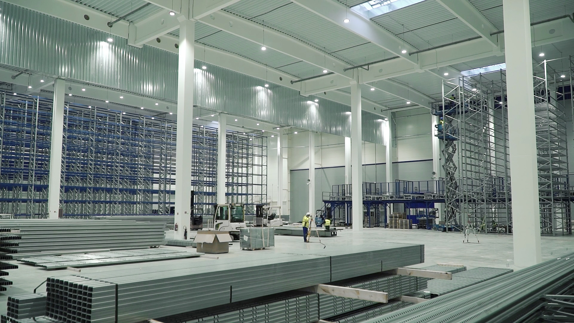 STILL and Dematic automate at ZKW | KION GROUP AG