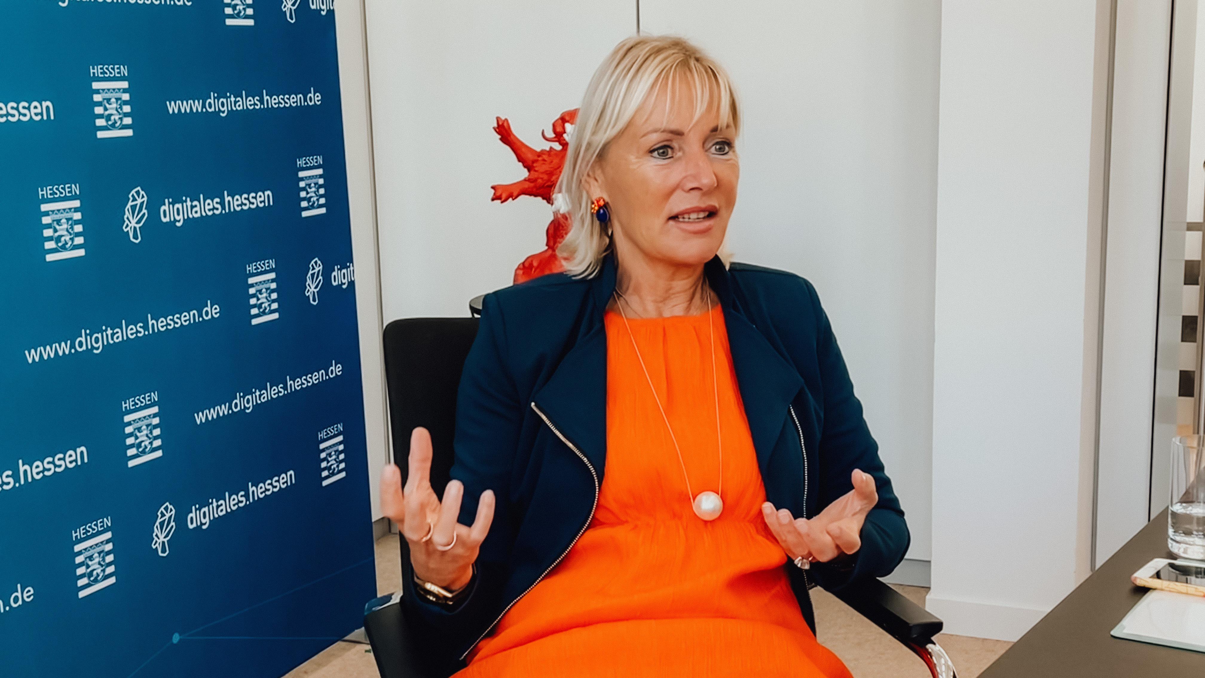 Interview mit Kristina Sinemus über KI und 5G | KION GROUP AG