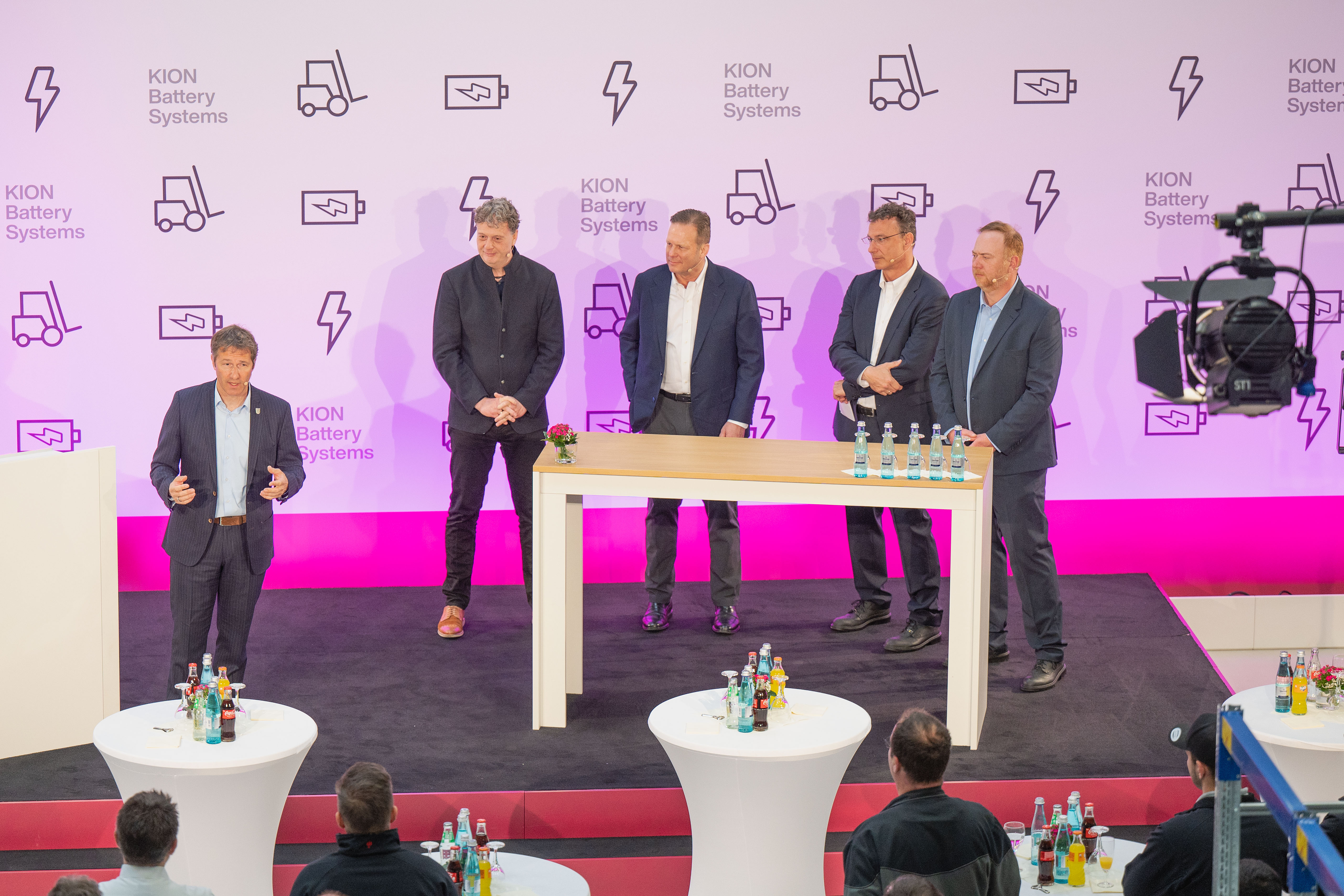 “Made in Germany” Lithium-Ion Batteries | KION GROUP AG | KION GROUP AG