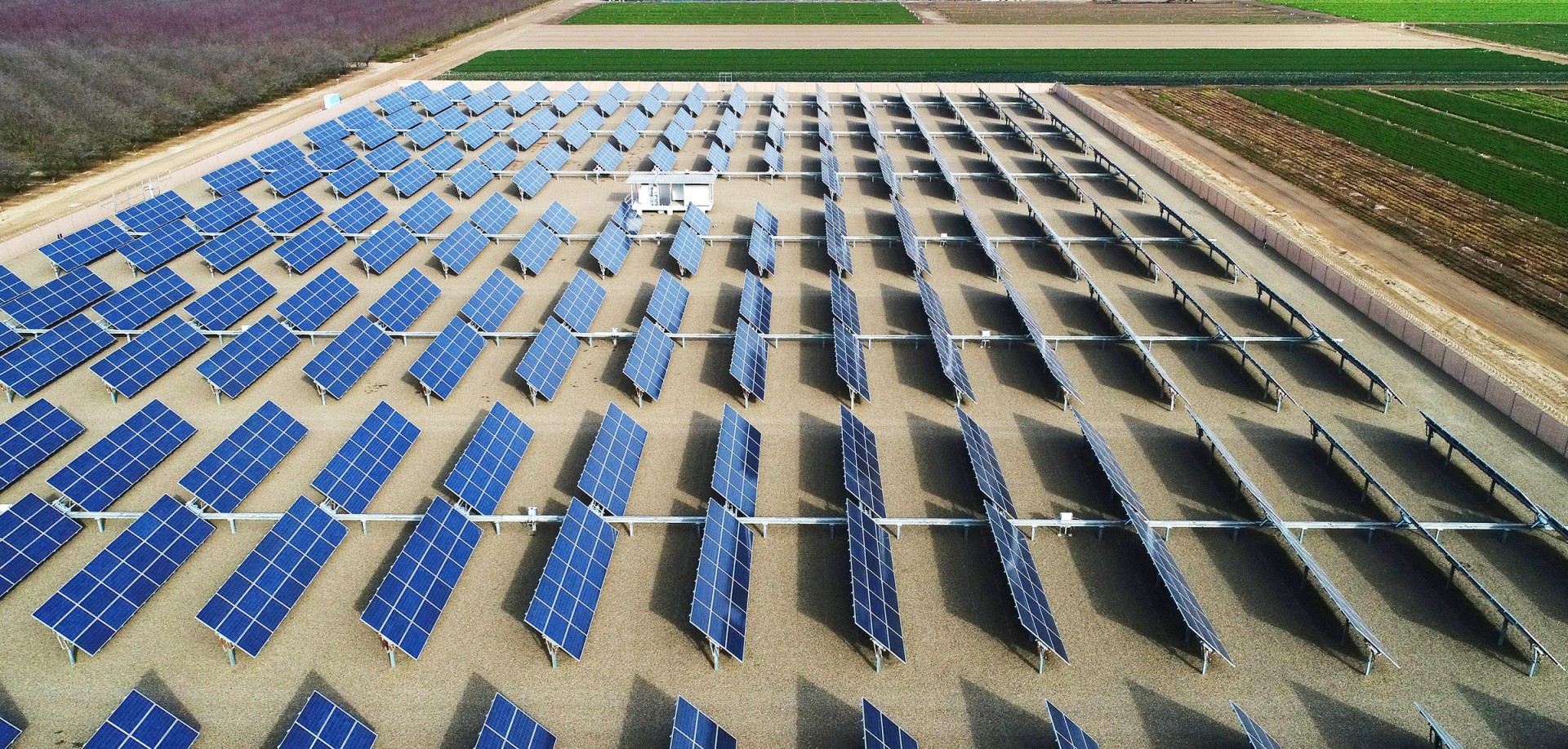 Capturing the sun's energy to benefit produce and trucks | KION GROUP AG