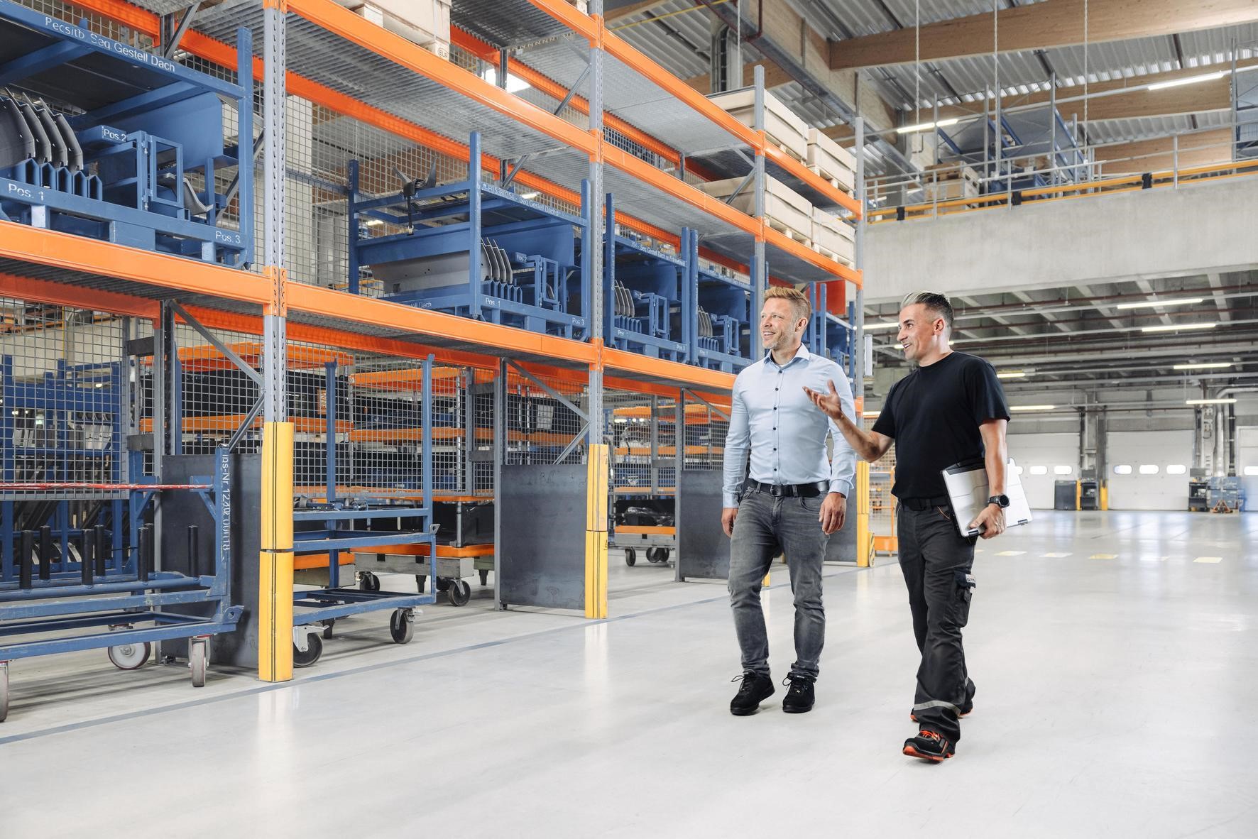 Automate existing warehouses during operation | KION GROUP AG