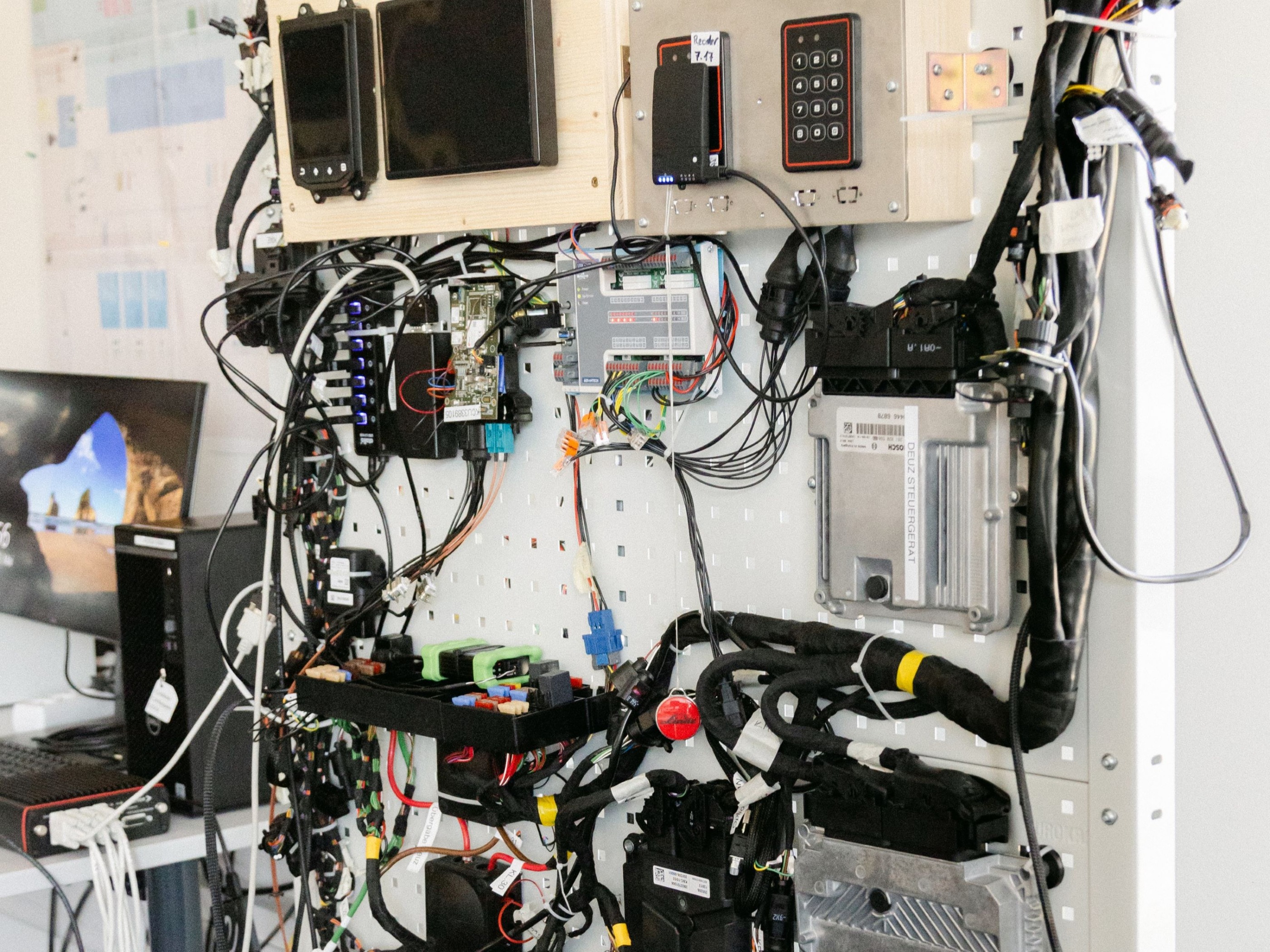 Digital Competence Center for IoT in Germany | KION GROUP AG