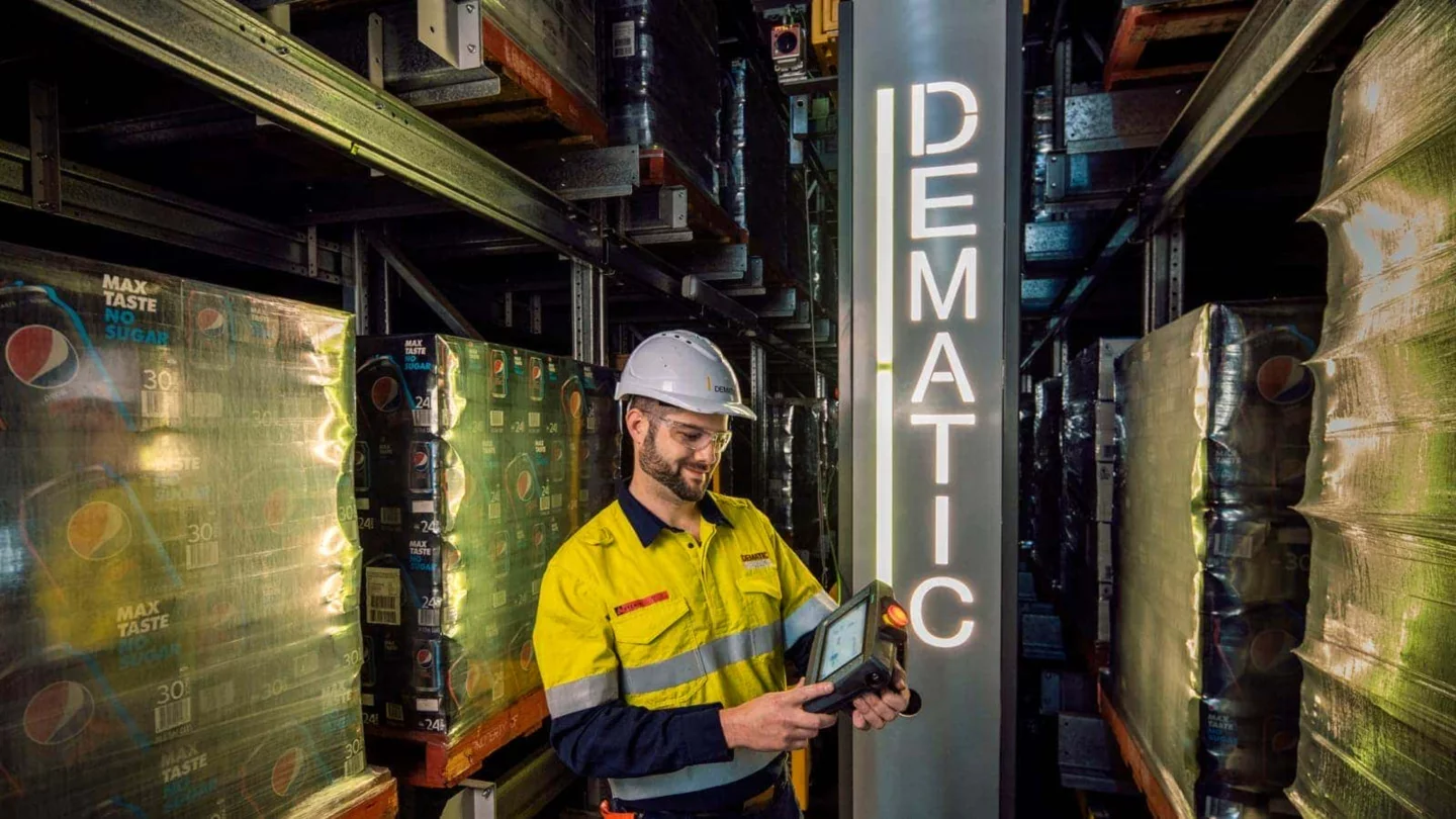 What customer proximity means for KION | KION GROUP AG