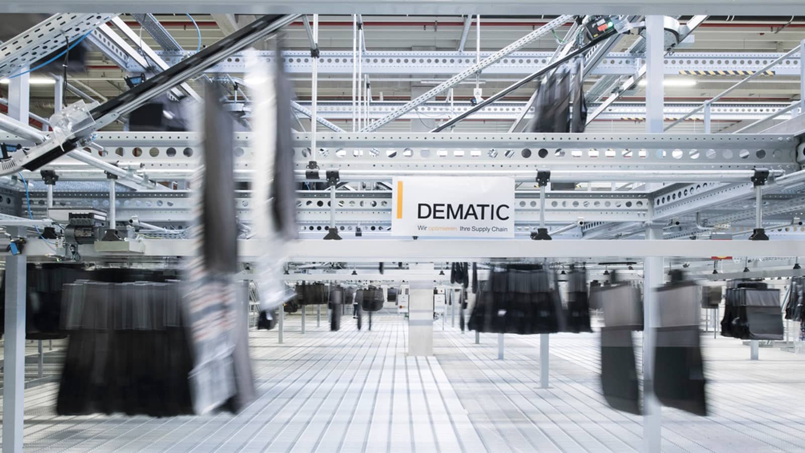 Handling returns with Dematic | KION GROUP AG